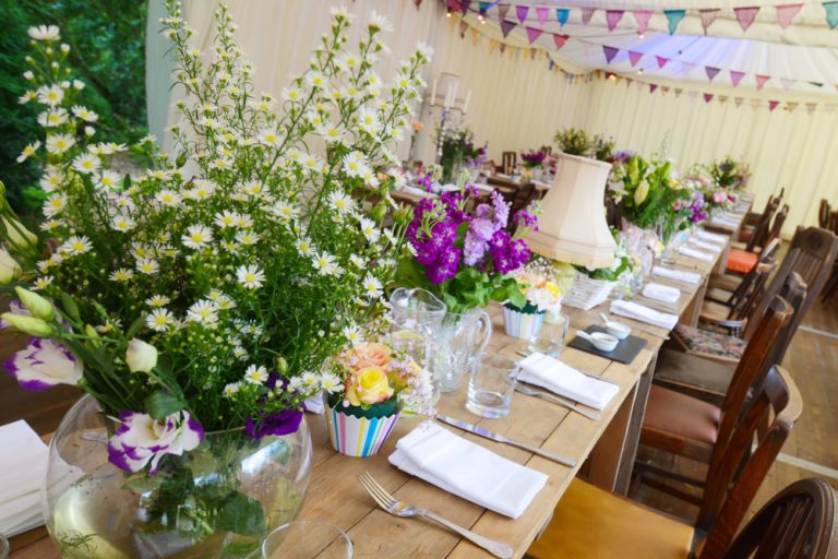 A Simple Guide to Event Furniture - Innovative Hire